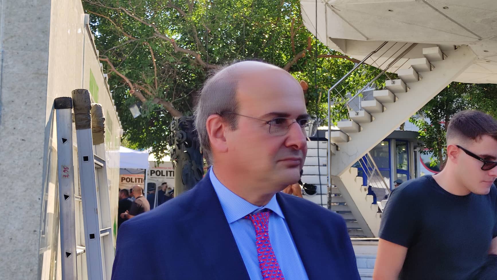 Κ. Χατζηδάκης στο FORMedia.gr: «Αυξήσεις σε συντάξεις και κατώτατο ...