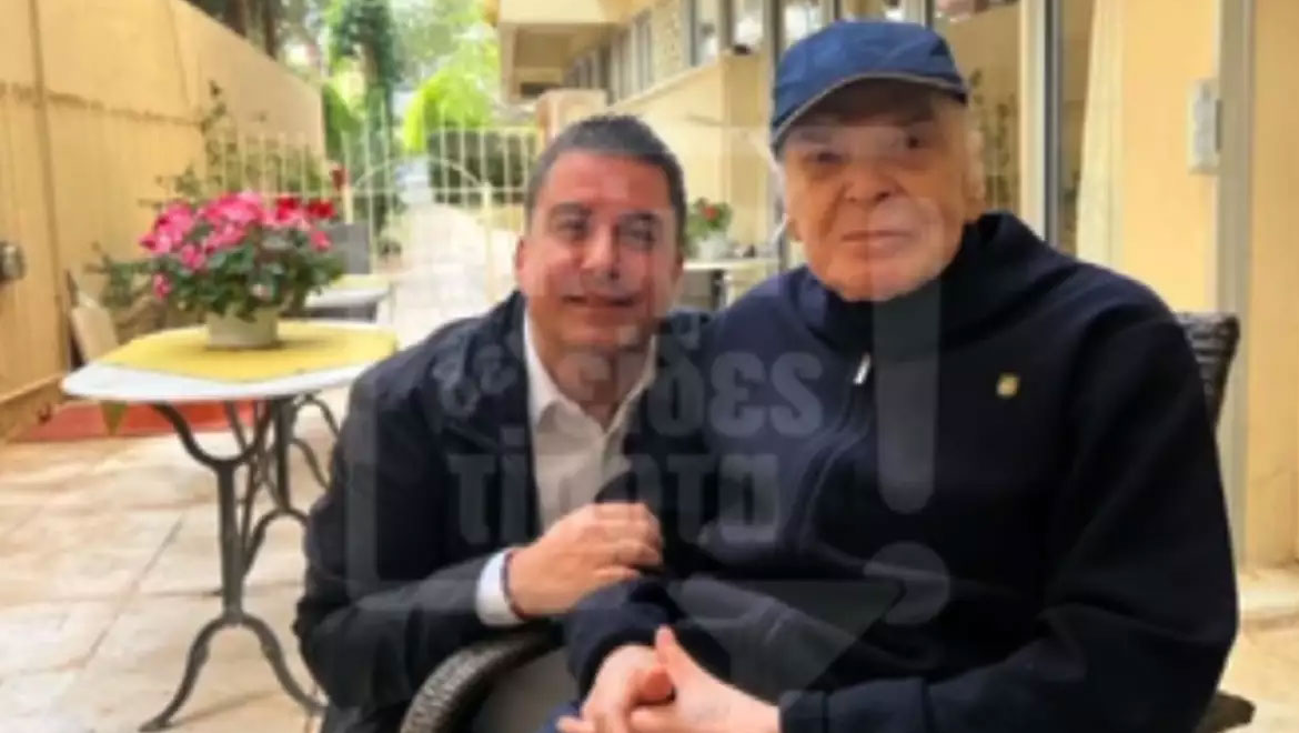 Σπάει τη σιωπή του ο Γιώργος Μαρίνος μέσα απο τη μονάδα φροντίδας ...